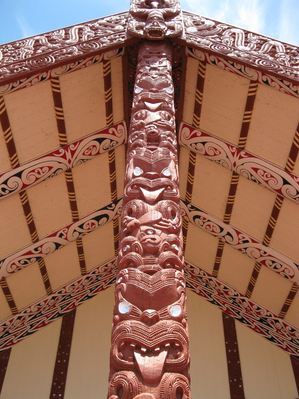 A Kiwi spot of Tudor, Anglican and Maori | The Kiwi Blog Bus ...